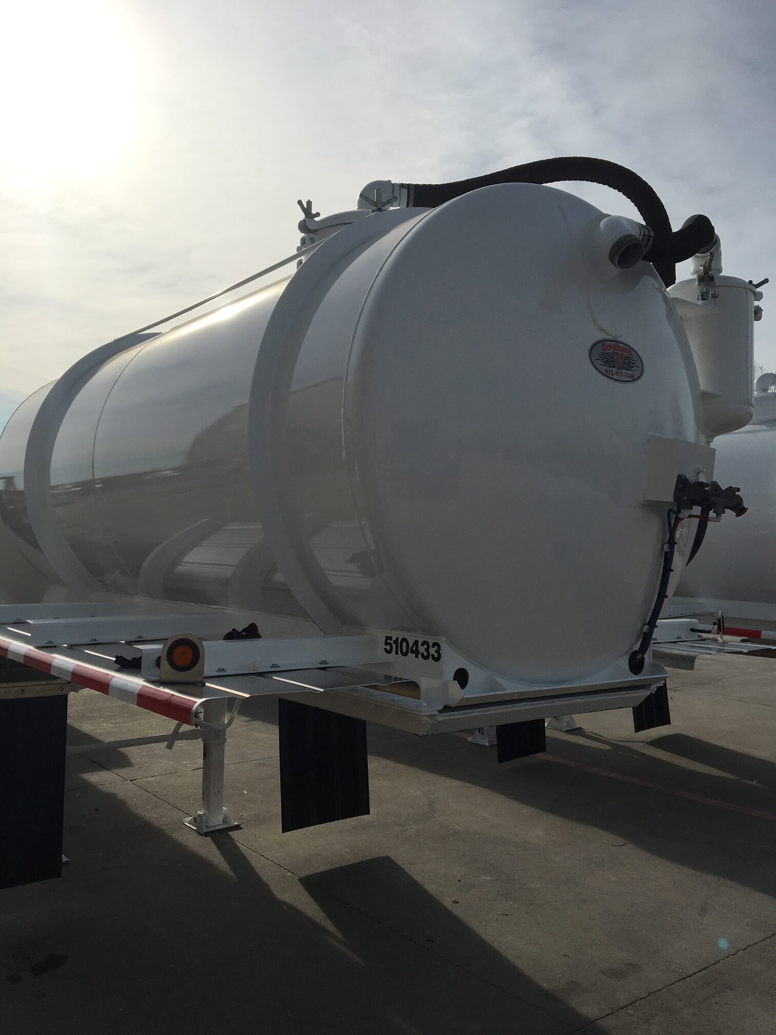 130/140 BBL STEEL VACUUM TANK TRAILERS - Southern Fabrication