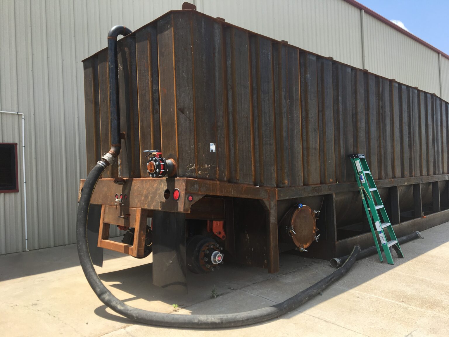 FRAC TANKS - Southern Fabrication